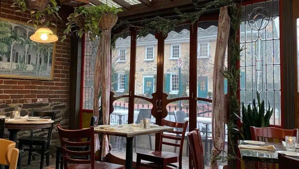 This New Hope Restaurant is Considered One of the Best Spots for ...